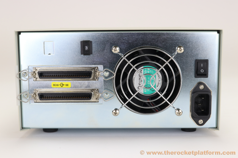 TH5BA-YF - Quantum DLT4000 External Tabletop SCSI Tape Drive